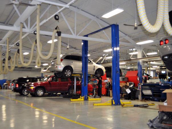 Auto Repair Shop in OAK LAWN Near Chicago, Burbank, & Alsip