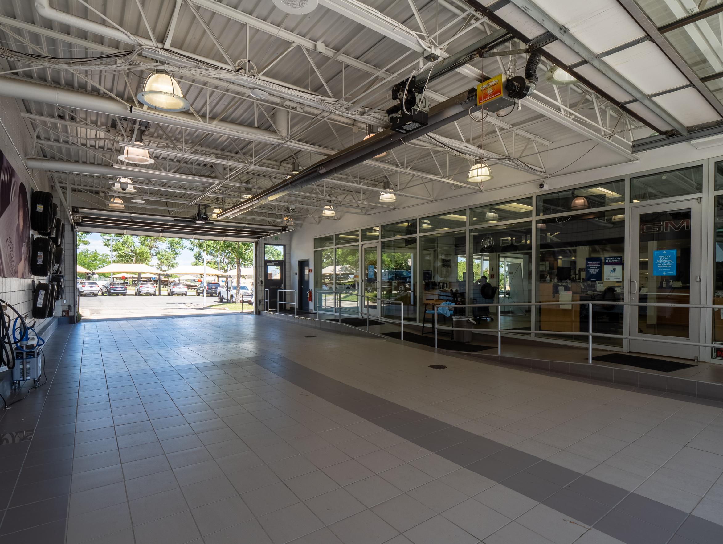 Buick GMC Service Center in GOLDEN, CO | AutoNation Buick GMC West